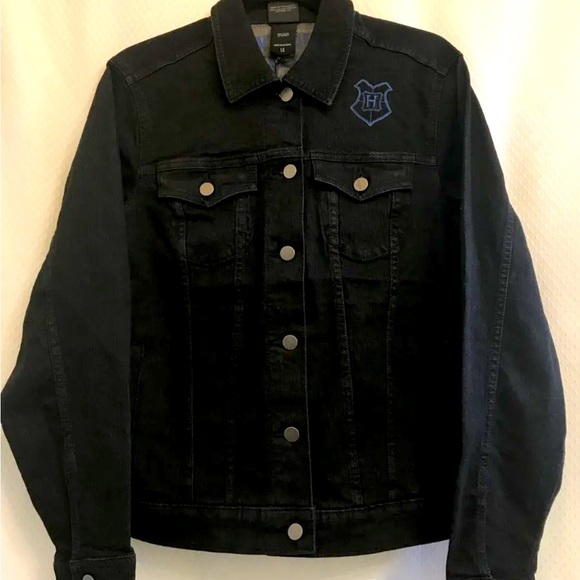 Hot Topic | Jackets & Coats | Harry Potter Ravenclaw Denim Jacket ...